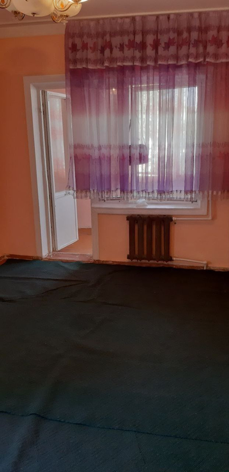 Продаётся квартира в Сергели 4, 2х комнатная, 4-этаж. Ср ремонт