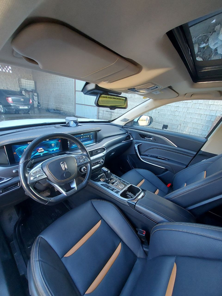 Bestune T77  luxury