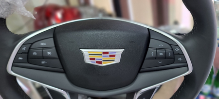 Cadilak rul yangi cadilac