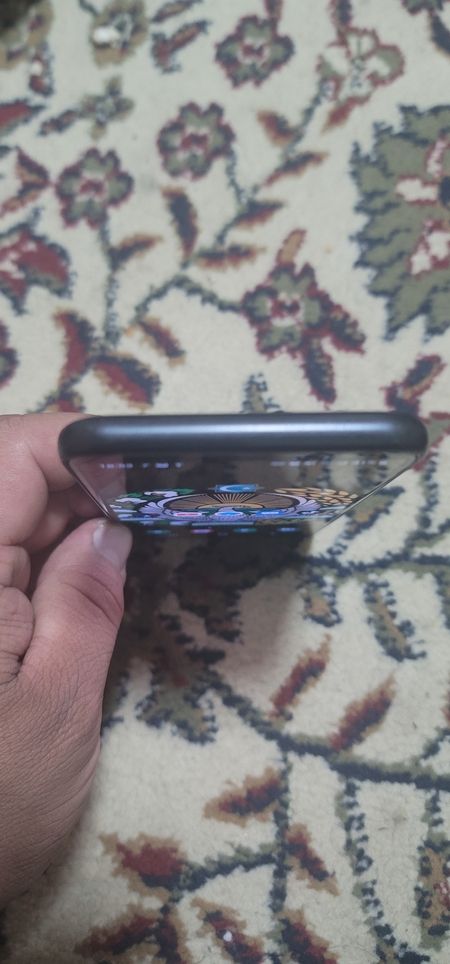 Samsug j 6 sotiladi 64 pamiti