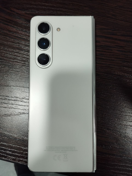 Samsung galaxy Z Fold 5, Cream, 12gb/512gb