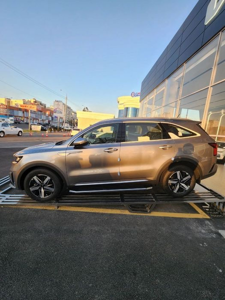 Kia Sorento Pe Comfortni Orient leasingda HALOL NASIYA SAVDODA oling
