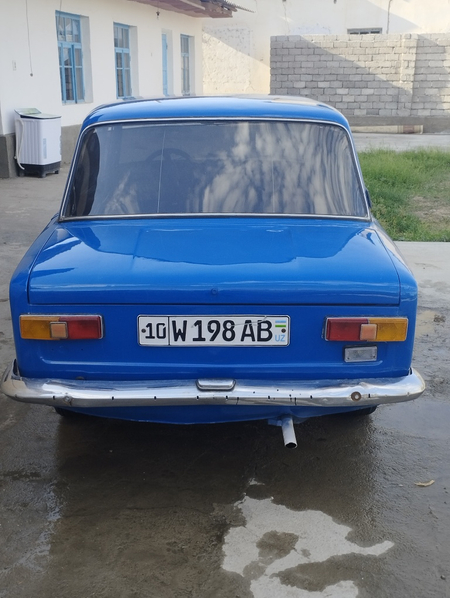 Vaz 011 gaz-benzin