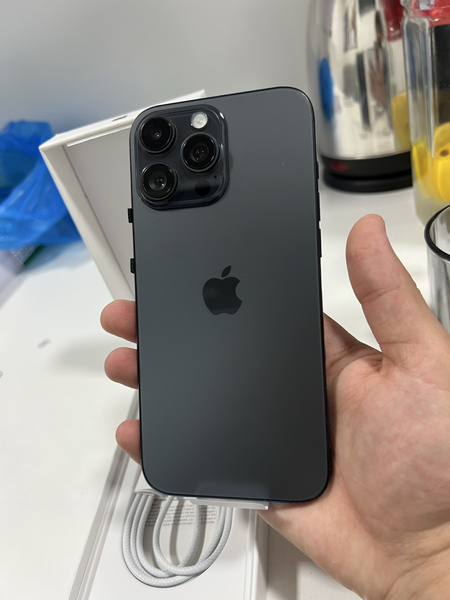 iPhone 16pro max dubai