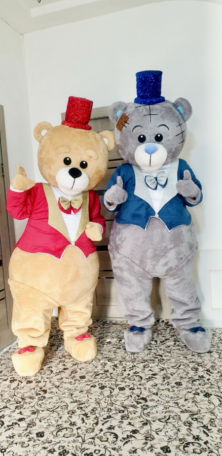 Teddy ayiqlar sotiladi hohlagan turdagi kiyimlar bor
