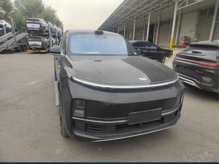Lixiang Li L9 ultra 2024 черный на апельчин