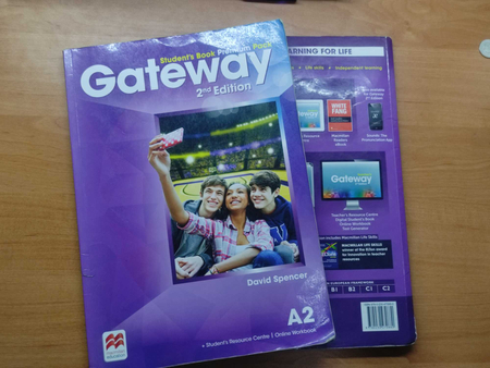 Gateway A2 книги по английскому