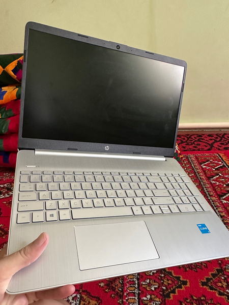Taza hp notebook satiladi