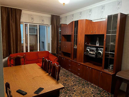 Срочно продаётся 4в3/4/4/90м2 квартира в Ц-4 АЛАЙСКИ