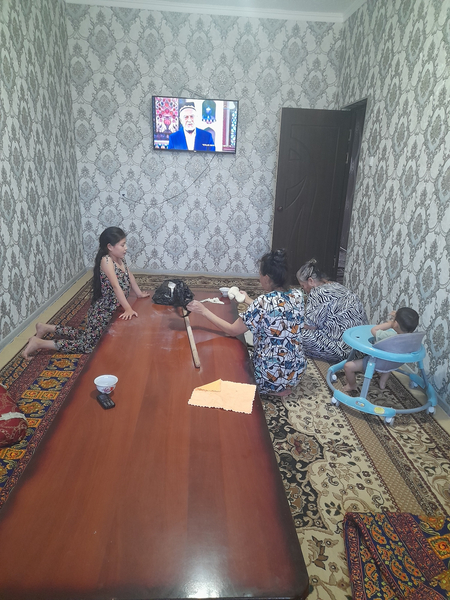 Uy sotiladi.3 xonali barcha sharoidlari bilan