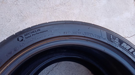 245 45 R19 Shina Michelin Zeker radnoy 1 ta
