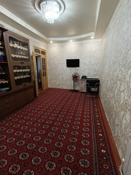 Срочно! 2/7/9. Сергели-8а (дехкан-базар)! Квартира с лифтовой 71 м²