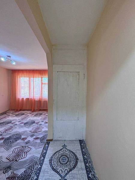 2 xonali 1-qavat 5 qavatli ponelniy dom 56m²