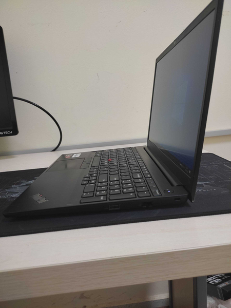 O`qituvchi va talabalar uchun kuchli noutbuk lenovo i5 8/256