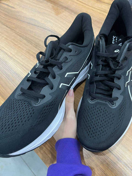 Кроссовки беговые Asics новые