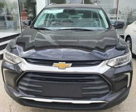 TRACKER premier black met. METAN
