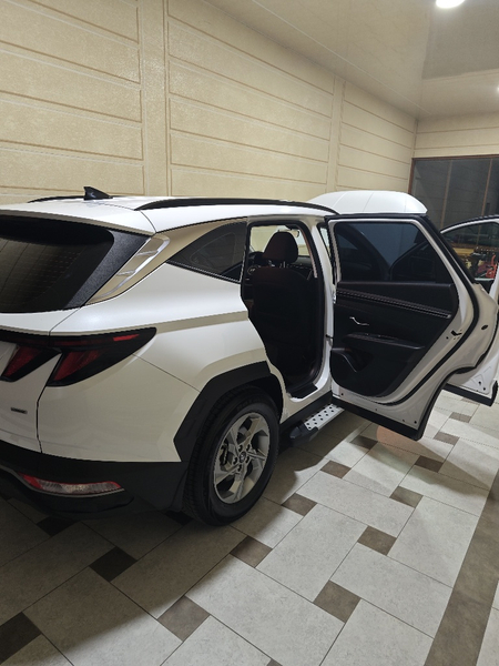 Продам Hyundai Tucson 2021г. 2-поз 4*4.цвет белый