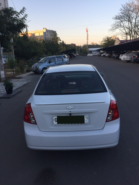 Продам Lacetti 1.8