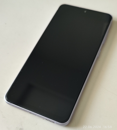Продам телефон Samsung S21 FE 128 GB Lavander