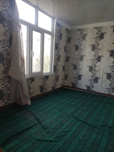 Себзар 1в2/4/5 Кирпич Балкон2*6м² Общ пл42м²