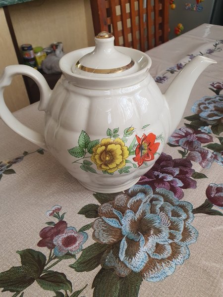 Продам Чайник Для декора