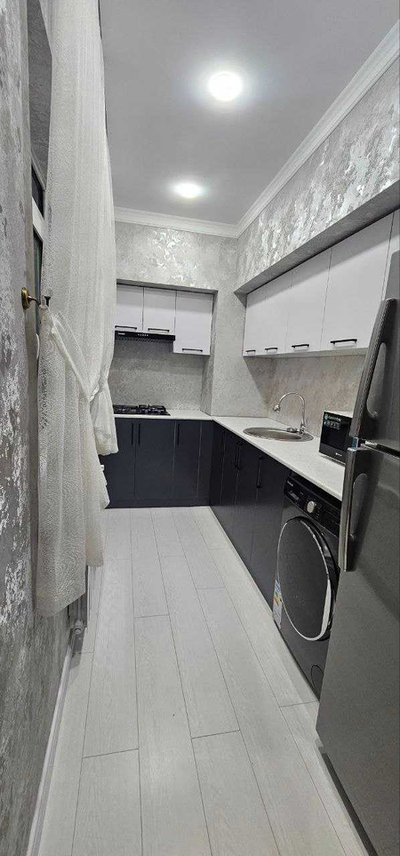 Квартира 2в3/3/9 спецплан, 76 м² метро Айбек, ЦУМ, 110 школа=