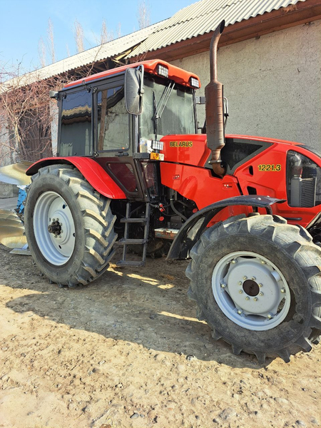 Belarus traktori