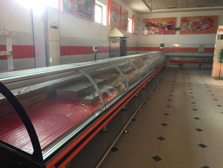 Продается торговые стеллажи и холодильник