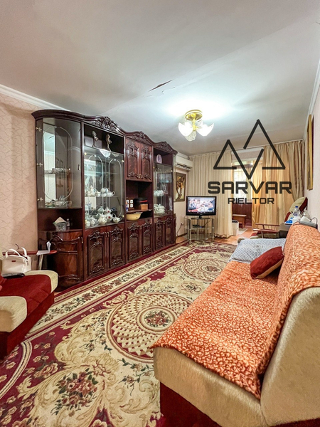 Продаётся 3/2/4 Буюк ипак йули