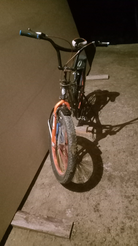 Velosiped sotiladi aybi yõq