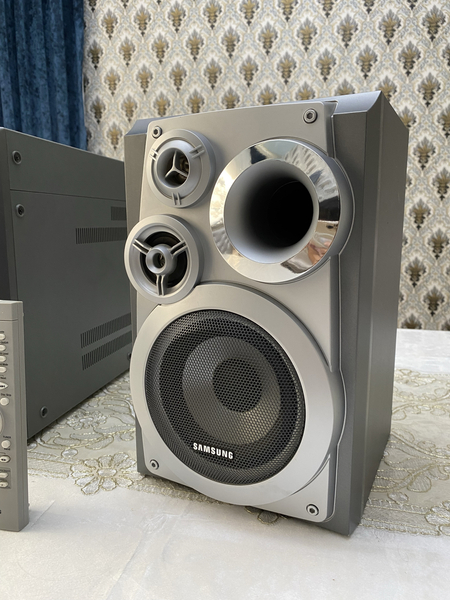 SAMSUNG ZOR madel 555