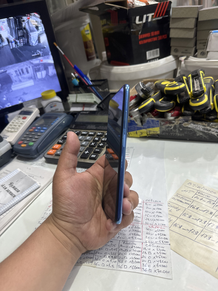 Redmi  not  10s.