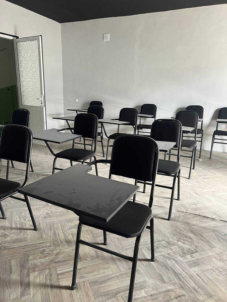 O`quv markazlari uchun PARTA sotiladi