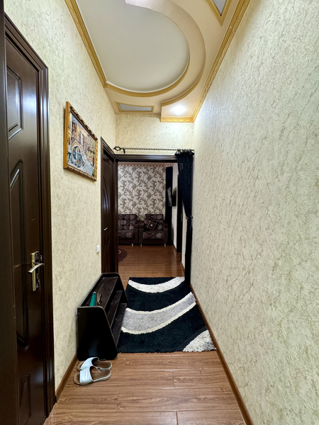 Продаётся Юнусабад 15 квартал 2 ком. метро Туркистон