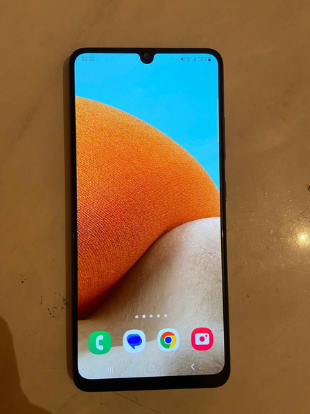 Samsung A32 satiladi