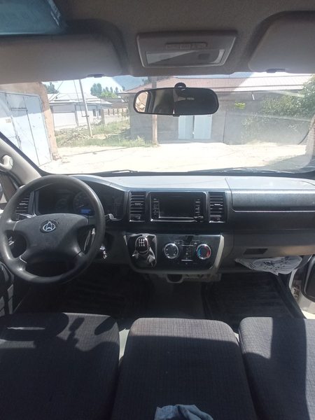 Changan mikroaftobus sotiladi