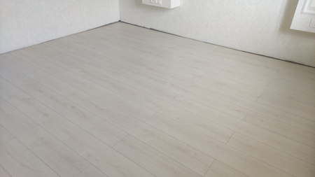 Tarkett laminat , parket usta