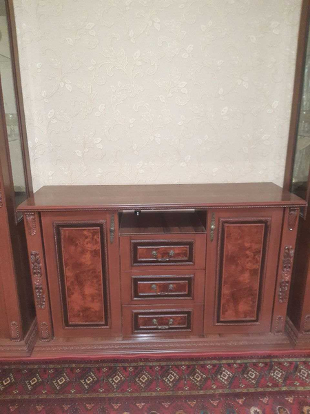 Продается стенка горка, камод, для гостиной