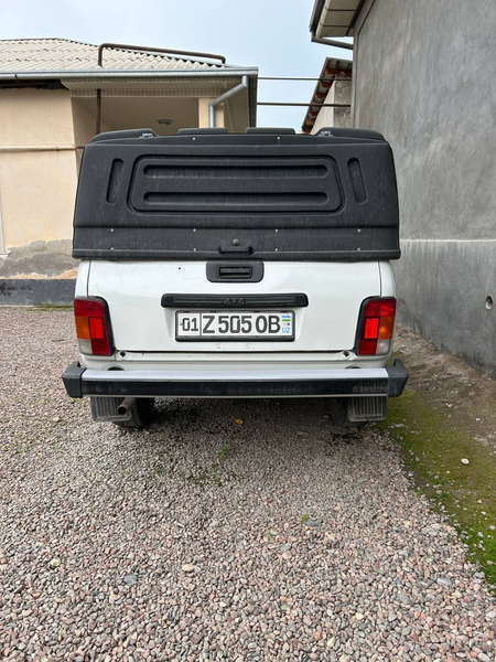Нива ВАЗ LADA 232900 пикап