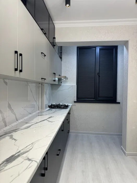 Продается квартира, Ойбек Метро, Вест Мистер, 3/7/9