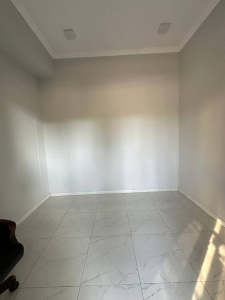 Аренда. Чиланзарский р. ор: Новза метро. Sodiq School. 140м²