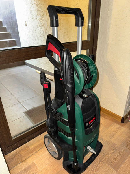 Karcher Moyka / мойка высокого давления Bosch