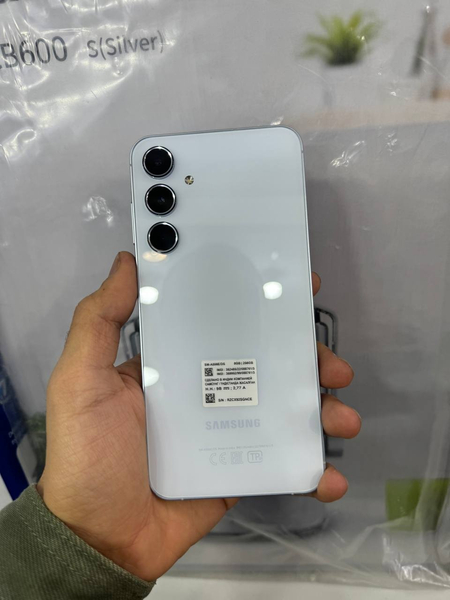 Samsung A55 8/256gb