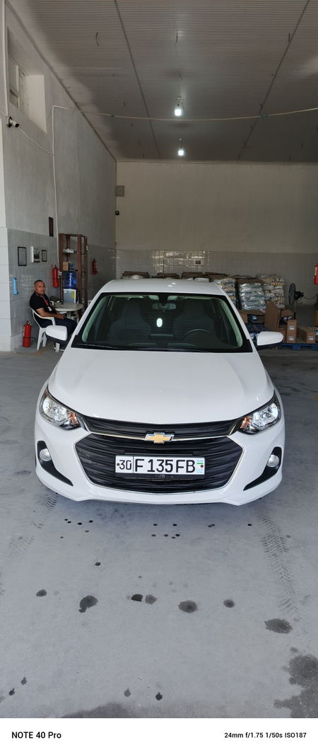 Продаю ONIX Turbo LTZ . 2023 г.