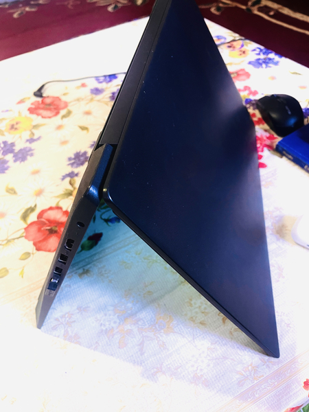 LENOVO 81QW sotiladi