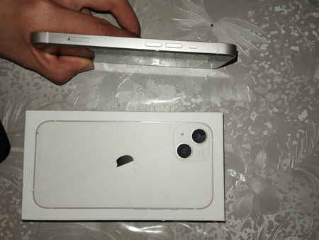 IPhone 13 garantiya
