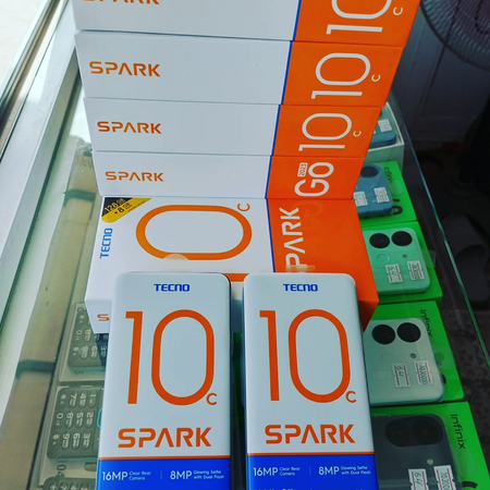 Tecno SPARK 10C  yangi