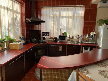 Лисунова ДК Авиастроителей 3,77-сотки 3-комн 100 м² 2 с/у фасад 14 м
