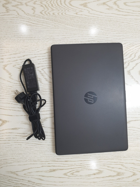 Core i3 -6006U/ SSD 120gb + HDD 1000gb/ ОЗУ 4gb