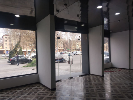 85м² магазин или офис Чиланзар8 вдоль дороги есть парковка